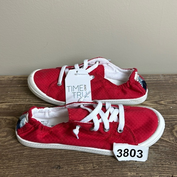 Time and Tru | Shoes | Time Tru Size 6 Red New With Tag Memory Foam ...